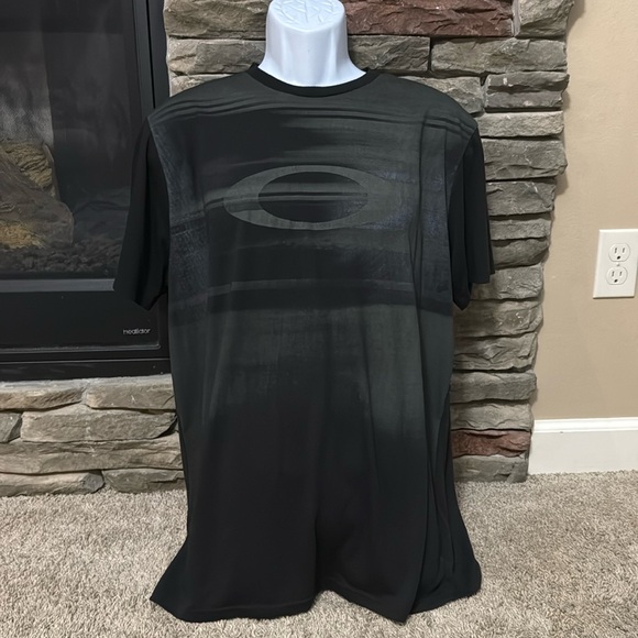 Oakley | Shirts | Oakley Mans Shirt | Poshmark